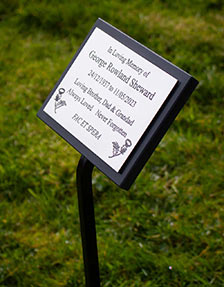 Memorial Tree Stakes, Plaque Holders, Grave Markers | The Sign Maker