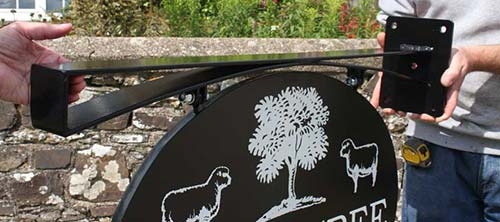 Hanging Signs, Pub Signs, Hanging Brackets | The Sign Maker
