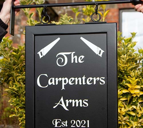 Hanging Signs, Pub Signs, Hanging Brackets | The Sign Maker