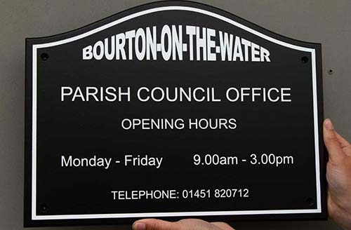 Traditional Painted Signs, Painted Sign Boards | The Sign Maker