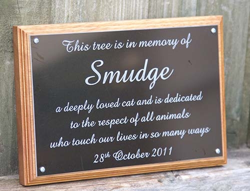 Engraved Plaques for Memorials | The Sign Maker