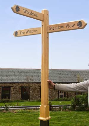 Wooden Finger Posts, Aluminium Finger Posts | The Sign Maker